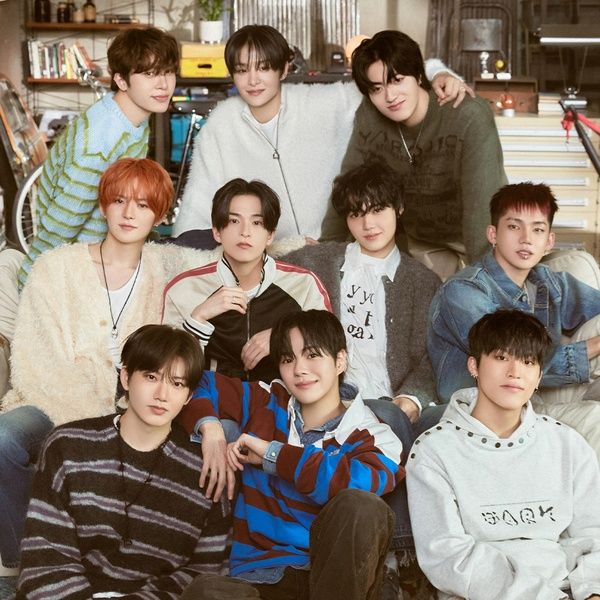 Treasure (boyband): Nghe tải album TREASURE (Boyband)